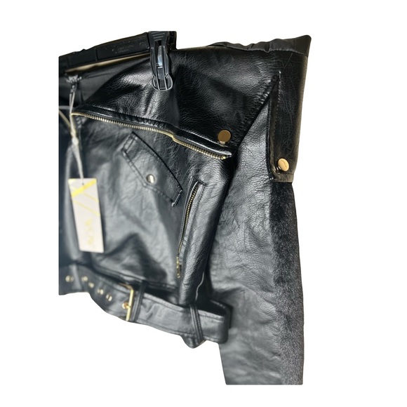 Jackets & Coats | Off Shoulder Fur Faux Leather Jacket | Poshmark